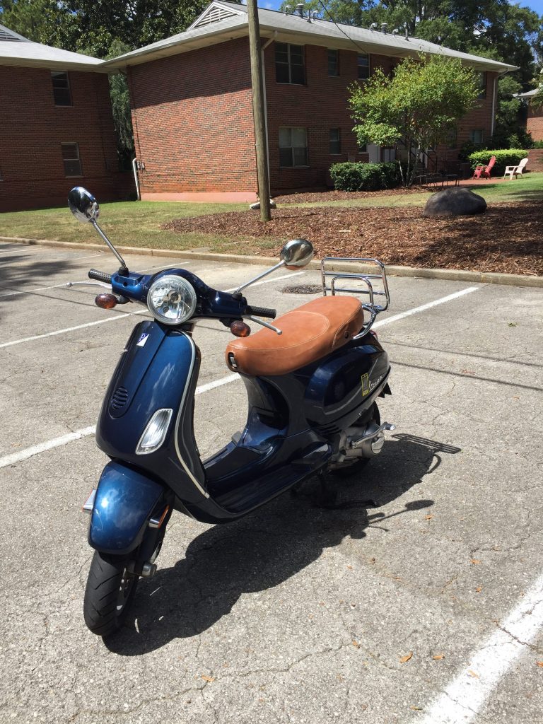What It’s Like to Have a Vespa Instead of a Car - Carrie Rollwagen ...